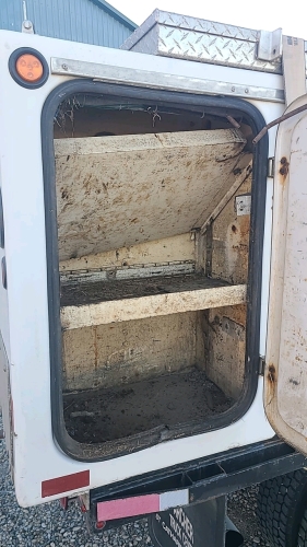 Altec Ind. Service Body for Heavy Ford Pickup