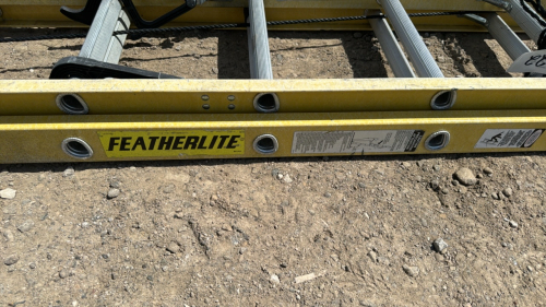 Featherlite 30ft Fibreglass Ext. Ladder -See Note